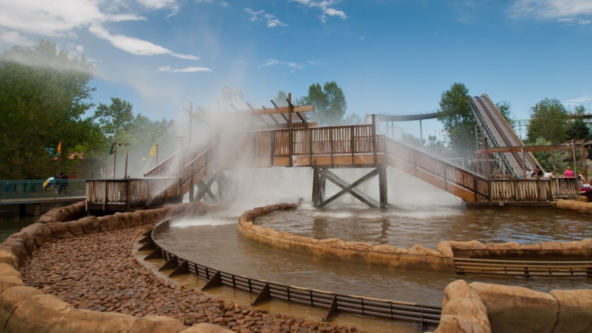 Elitch Gardens: Everything To Know About Denver's Theme & Water Park