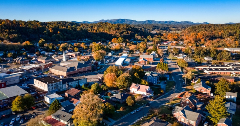 Explore These 10 Most Beautiful Towns In Georgia During The Fall