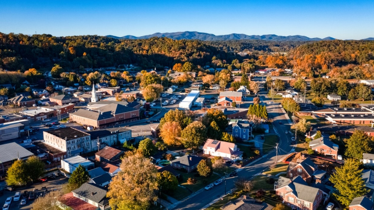 These Small North Georgia Towns Are Brimming With Southern Hospitality