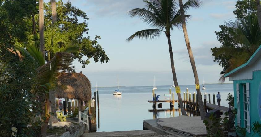 The Florida Keys' First "Floating" Overwater Bungalows Offer A Maldives ...