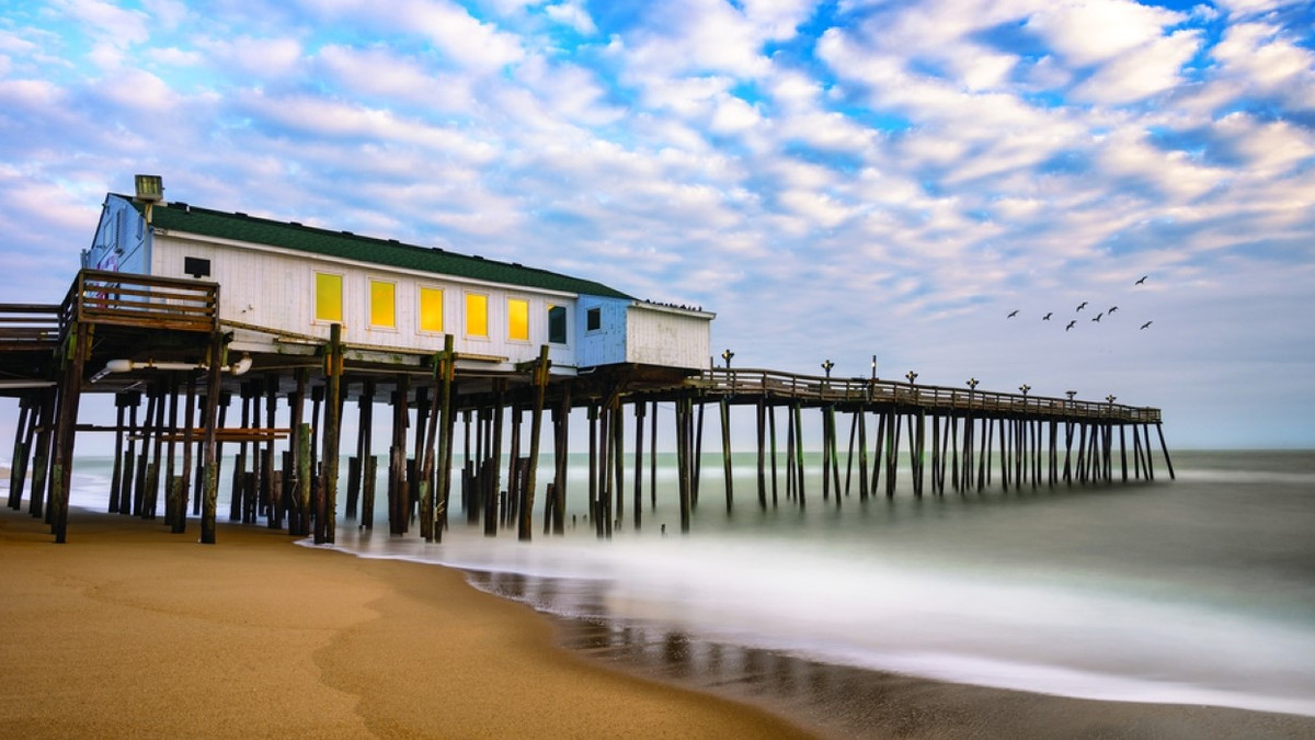 8 Beautiful Beach Towns In The Carolinas To Visit