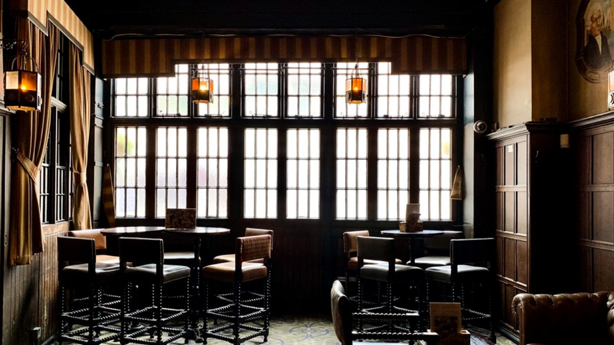 Raise A Glass To Merry Olde England At London's Oldest Pubs