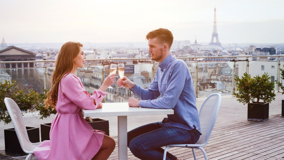 10 Hotels To Book In Paris For A Romantic Stay