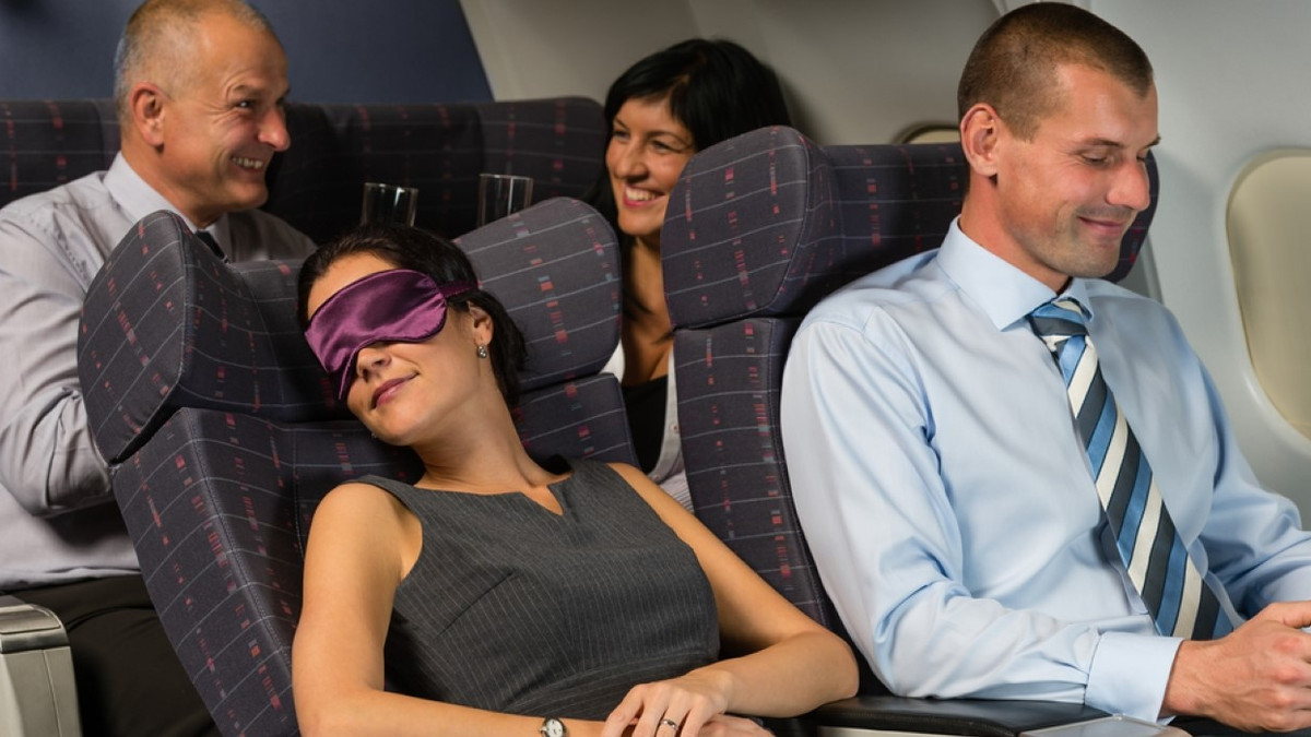 Best Plane Seats? Here's A Guide To Suit Your Comfort Needs