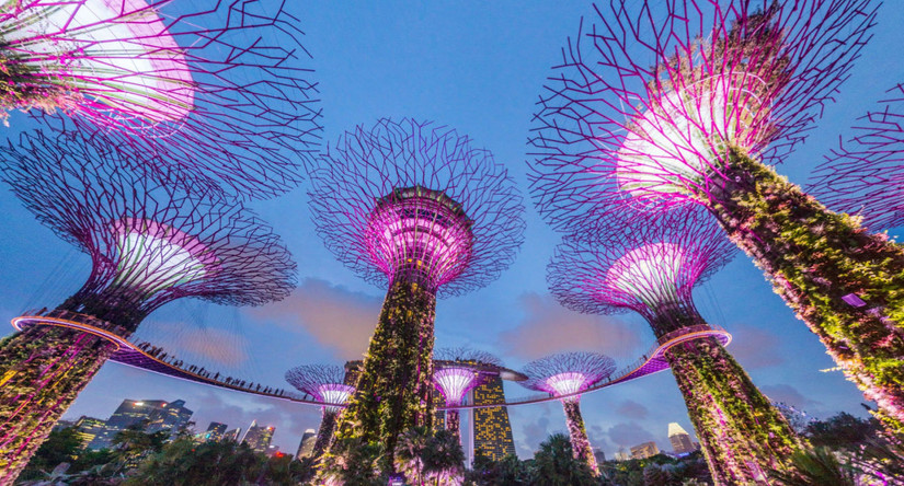10 Most Beautiful Gardens In Asia ( & Where To Stay Next To Them)