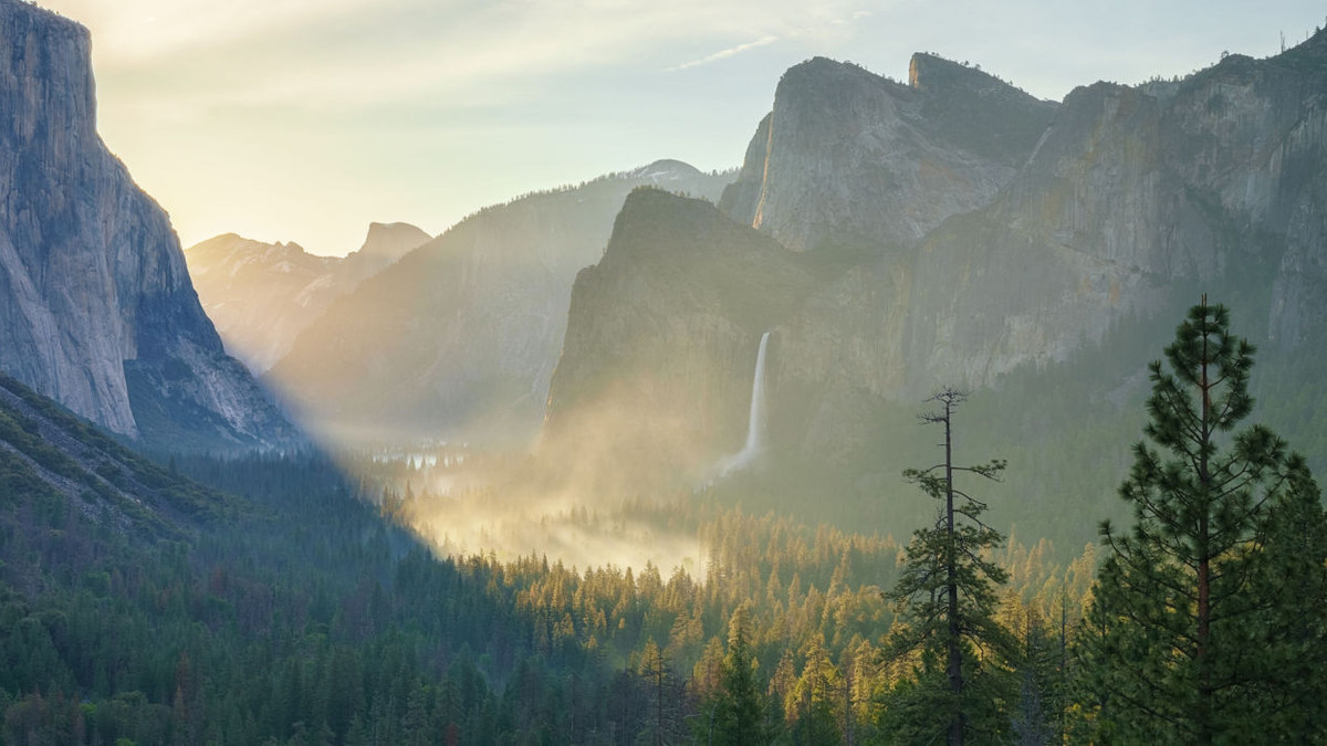 10 Hardest Rock Climbing Routes In The World (& Their Grades)