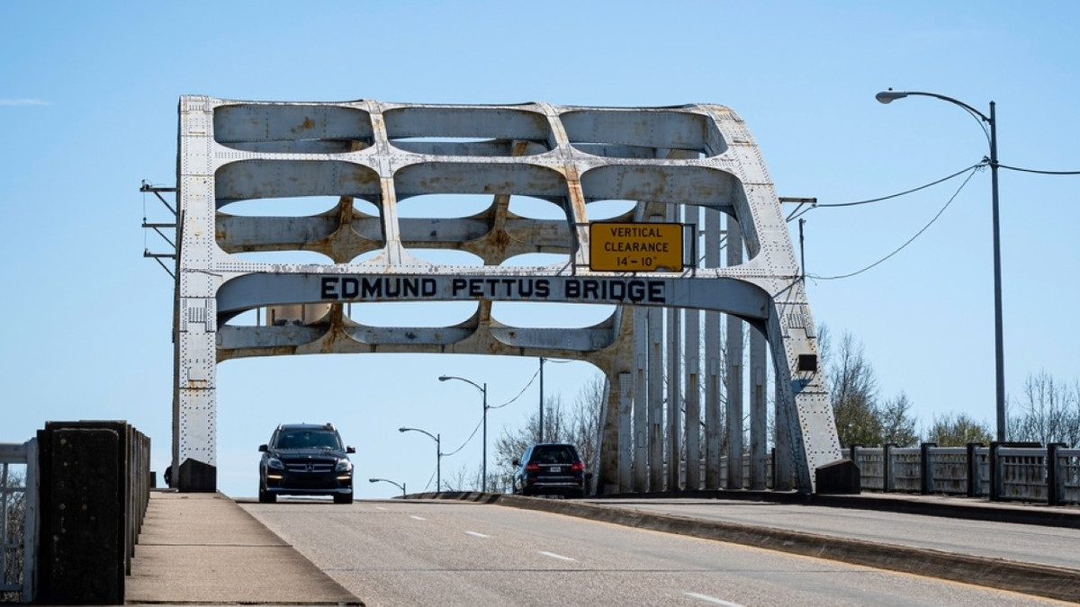 10 Places On The Alabama Civil Rights Trail Everyone Should Visit