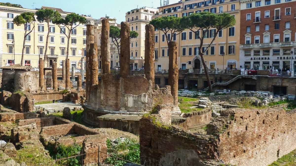 This Is The Oldest Surviving Stone Amphitheater In The World (Here's ...
