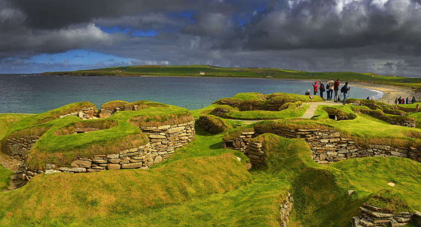 See An Excellent & Restored Stone Age Long Burrow In England (& Learn ...
