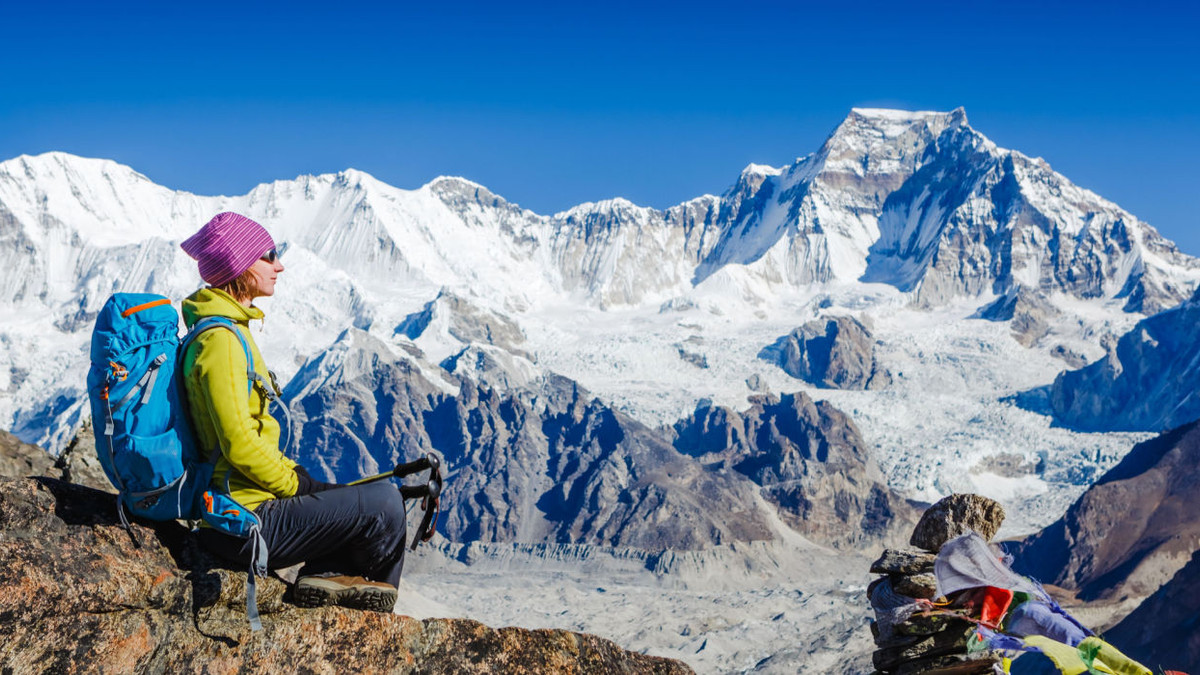 Mt Everest: The History & Story Behind The World's Tallest Mountain
