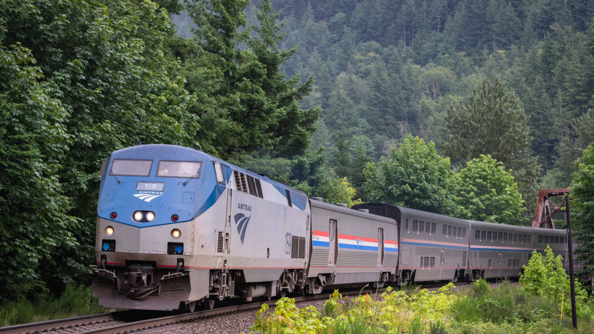 Everything You'll Get In An Amtrak Roomette (& How Much It'll Cost)