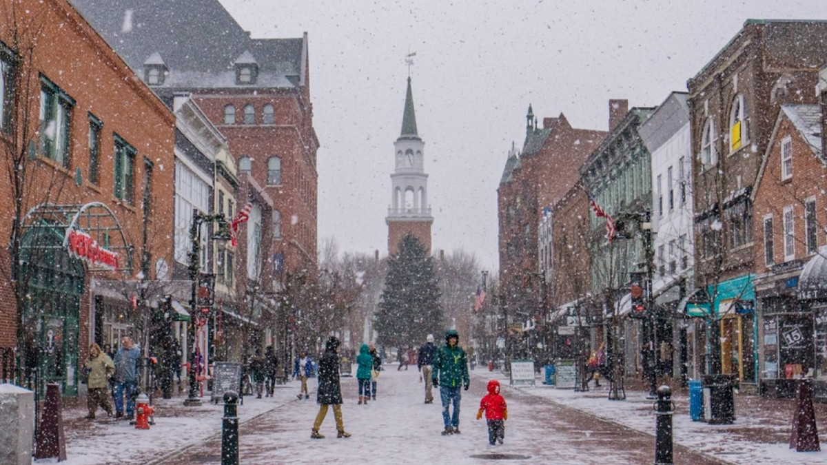 10 Holiday Happenings To Find In Burlington, Vermont This Season