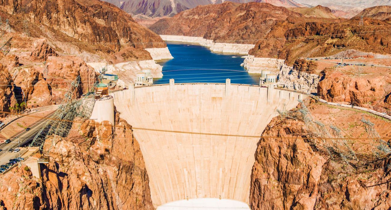 The Largest Manmade Lake In The US Has An Impressive Water Capacity Of ...