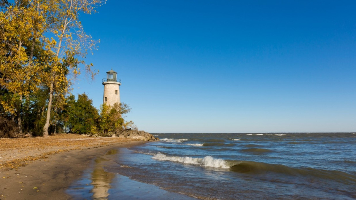 10 Most Remote Getaways In Canada For A Secluded Escape
