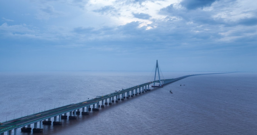 16 Of The World's Longest Over-Water Bridges (& Where To Find Them)