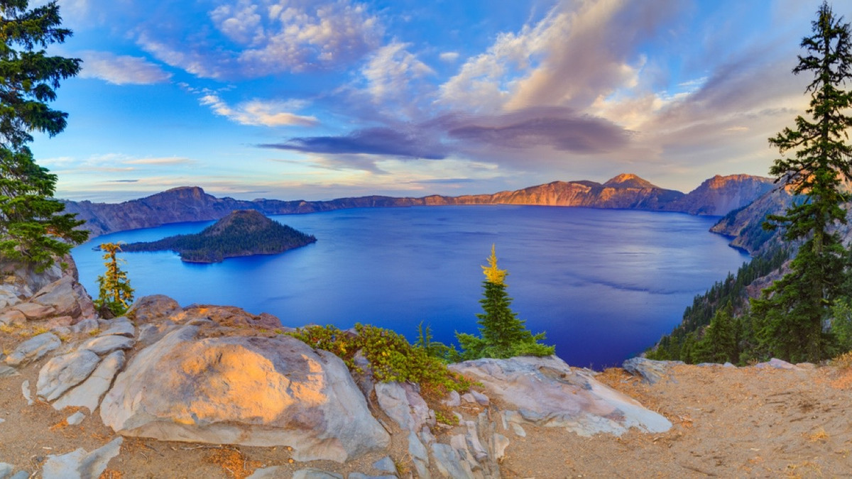 Exploring The 10 Best Oregon Attractions For Unforgettable Adventures