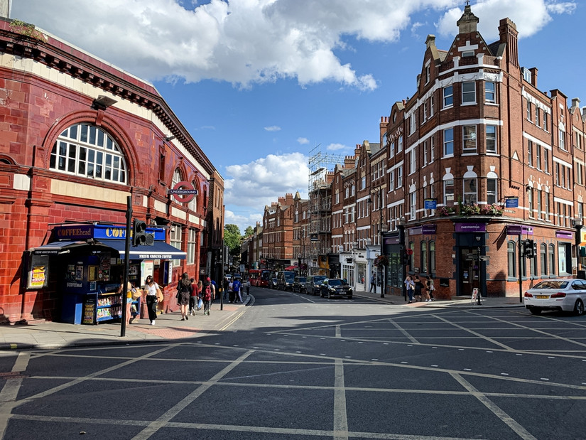 This Is The Deepest Underground In London (& Its History)