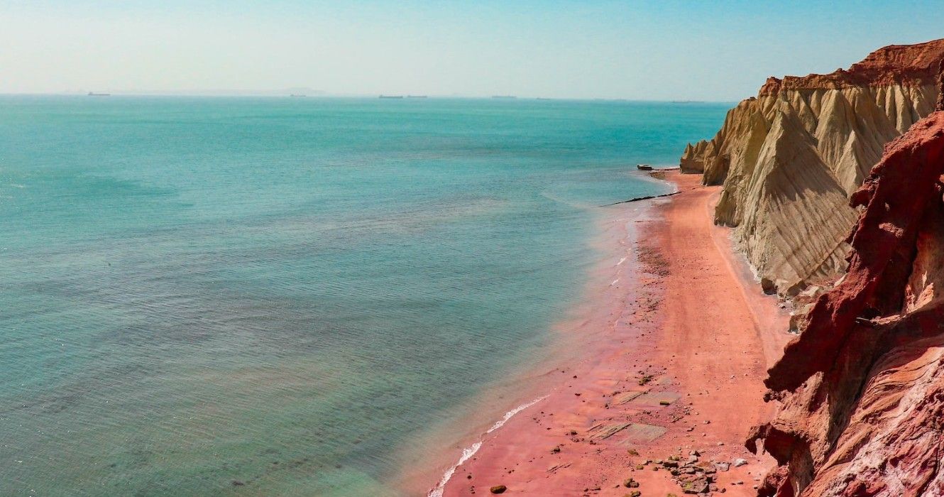 10 Amazing Must-See Islands In The Persian Gulf