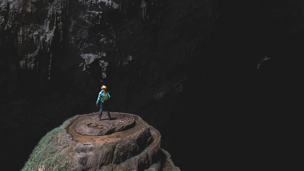 10 Most Incredible Caves In The World