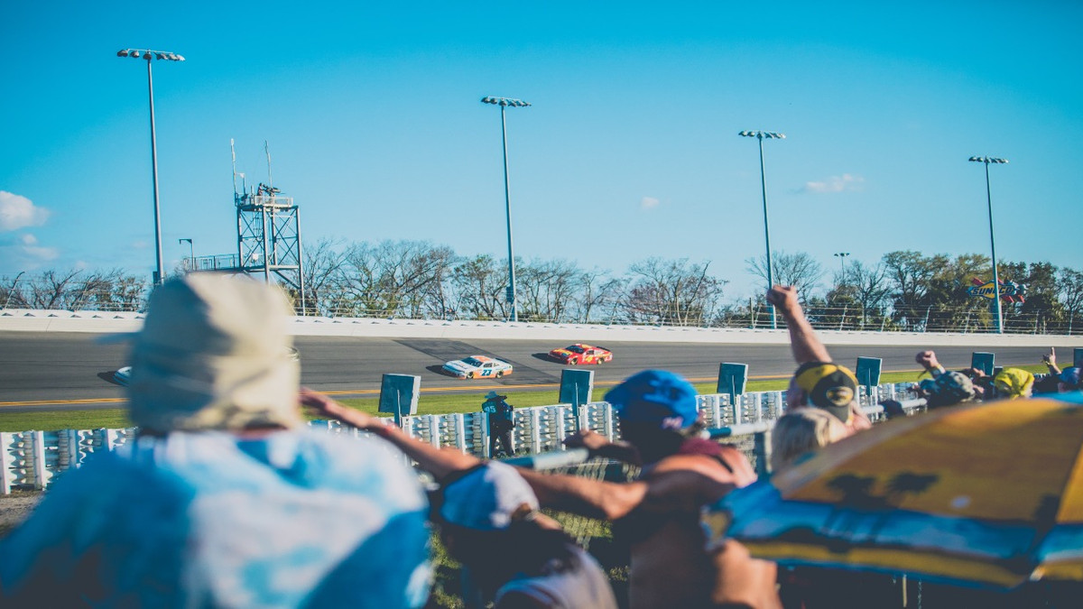 Speed & Thrills Await: Your Guide To The Daytona 500 In Florida