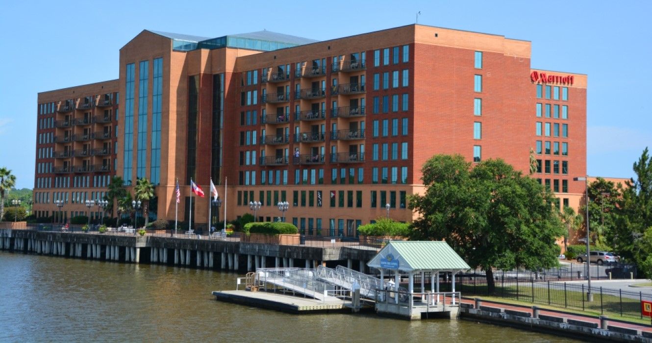 10 Luxury Hotels In Savannah That Are Sure To Impress