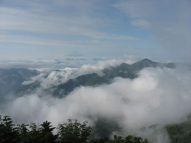 Best Spots To See The Breathtaking "Unkai" Sea Of Clouds In Japan