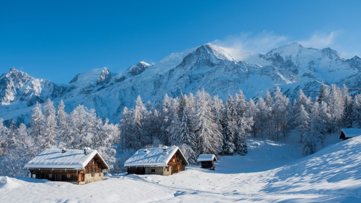 10 Things To Know About Visiting Mont Blanc, The Highest Peak In The Alps