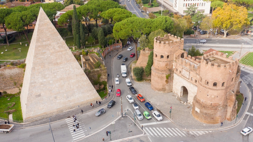 Pyramid of Cestius: See The Ancient Roman Pyramid That Was Inspired By ...