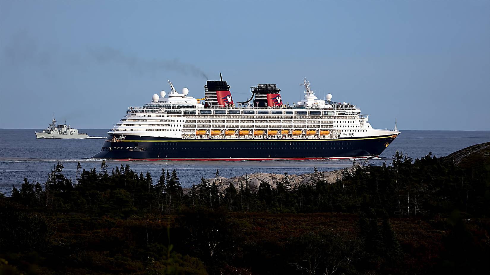 Disney Cruise Ship Comes To The Rescue: Footage Shows Sinking Catamaran ...