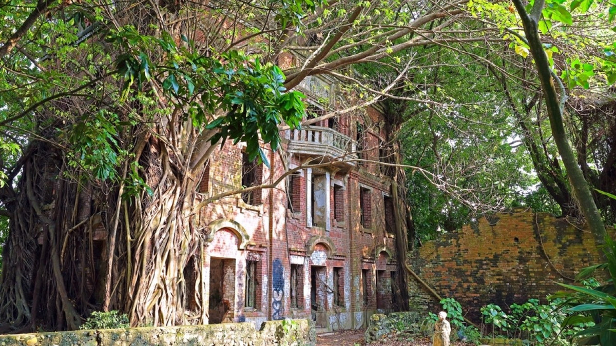 10 Most Haunted Buildings In Taiwan