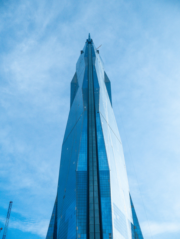 10 Tallest ( & Most Impressive) Buildings In Asia