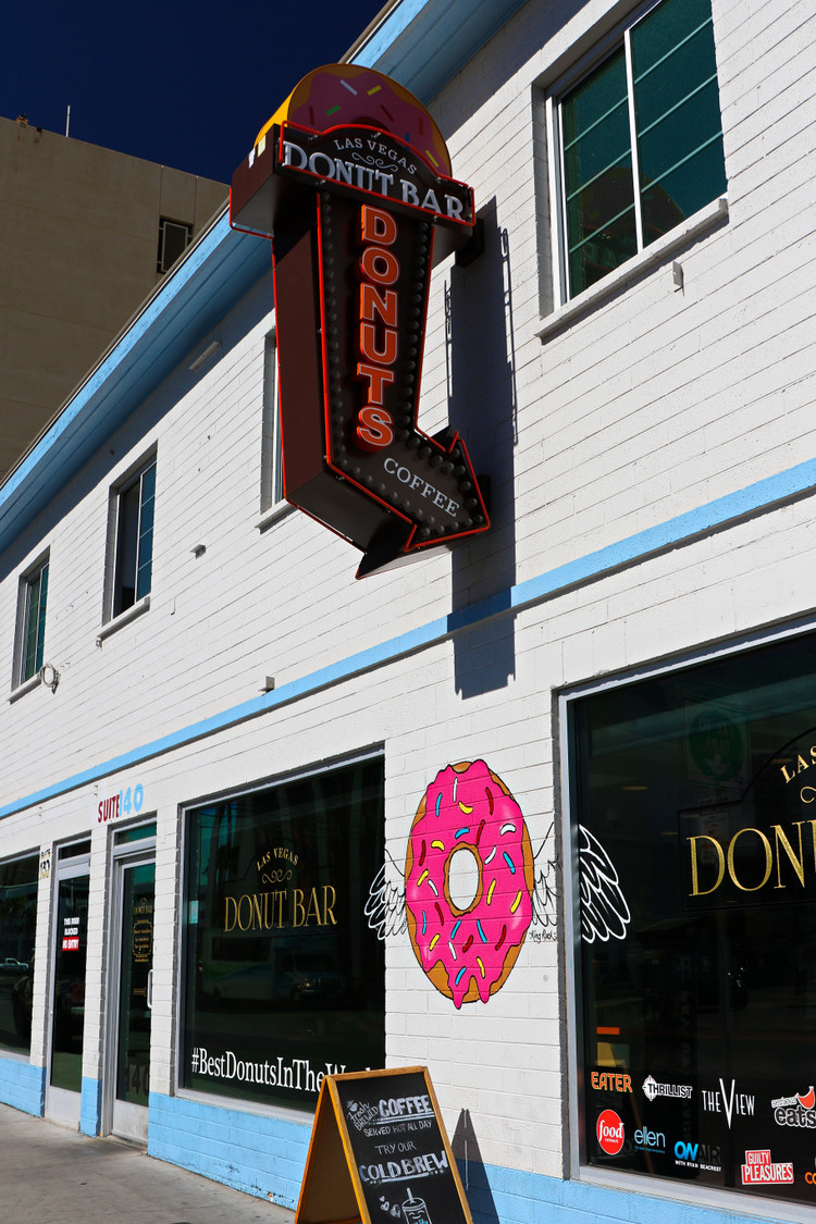 Fremont Street's Foodie Scene: Discovering The Best Eats In Downtown Vegas