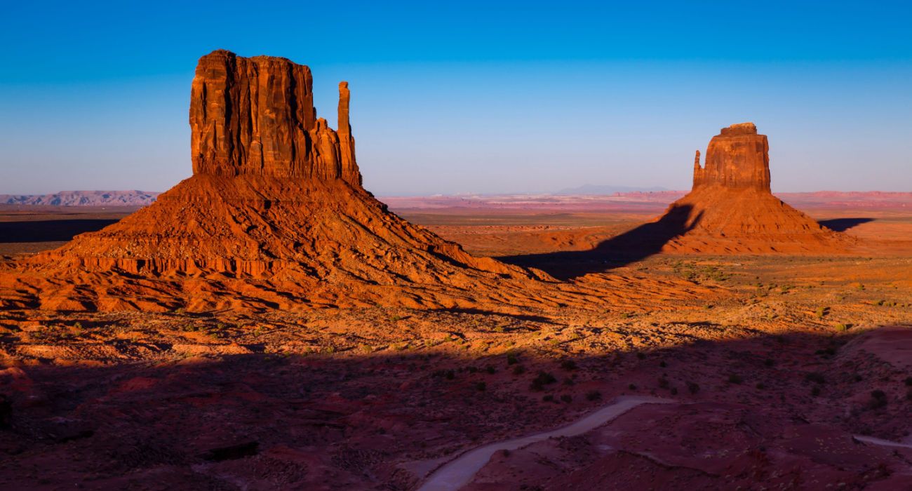 The Story Behind Monument Valley's West & East Mitten Buttes: The Most ...