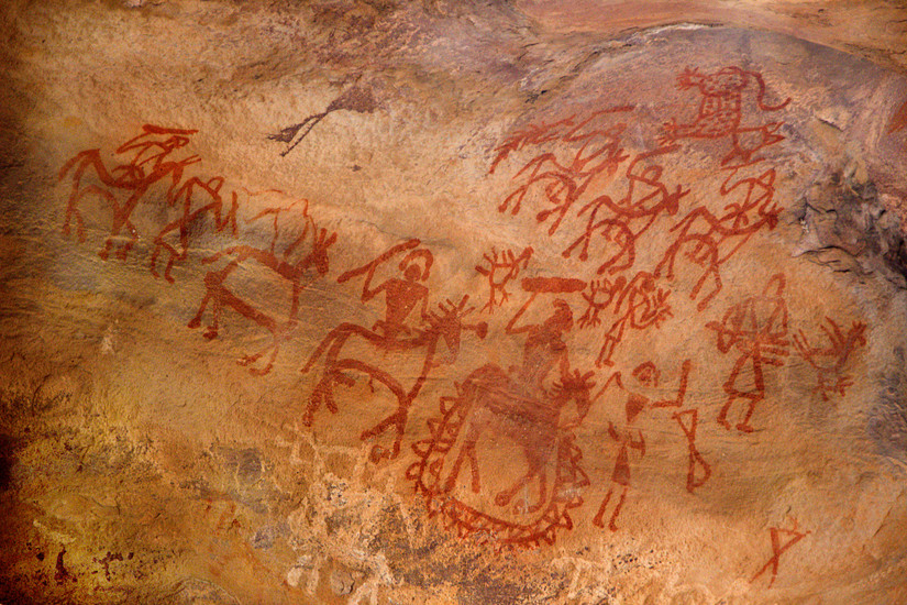 10 Caves Around The World Where You Can Find Fascinating Prehistoric ...