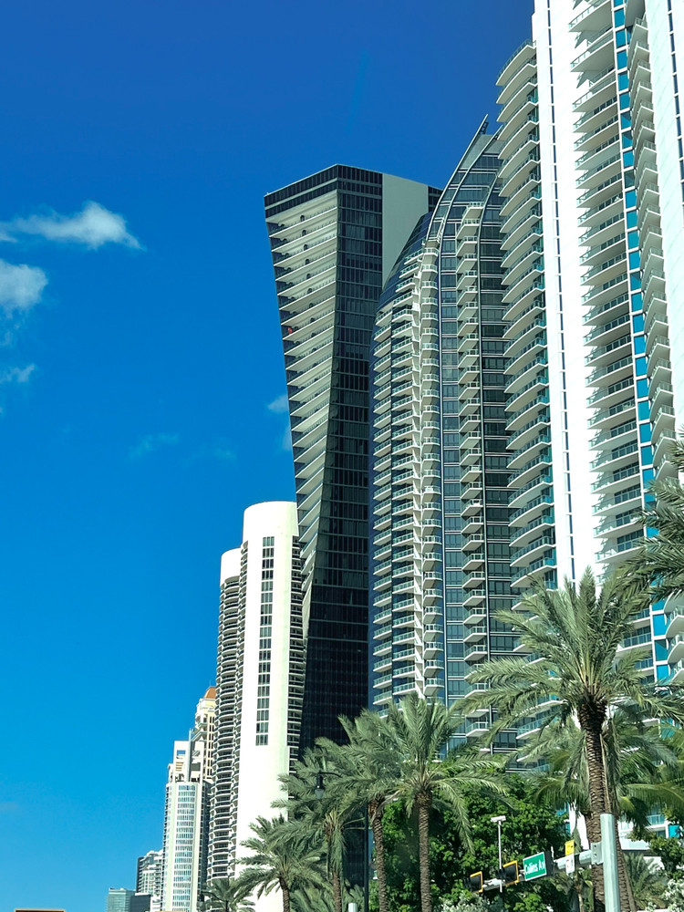 10 Best Hotels In Miami That Won't Break The Bank