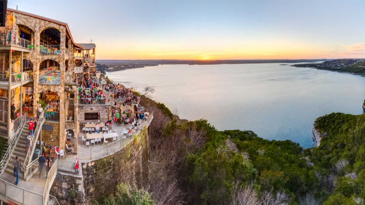 Here's Why Austin's Oasis Restaurant Has Such A Big Reputation (Literally)