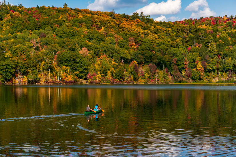 10 Best Lake Vacations To Take In The Summer For Some Serious Fun In ...