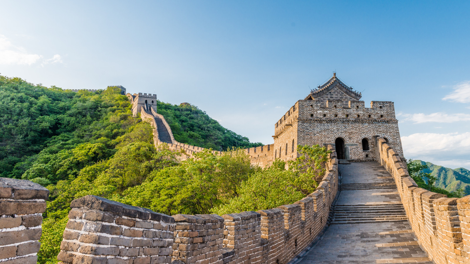 16 Countries That Travel The Most (And Their Top Destinations)