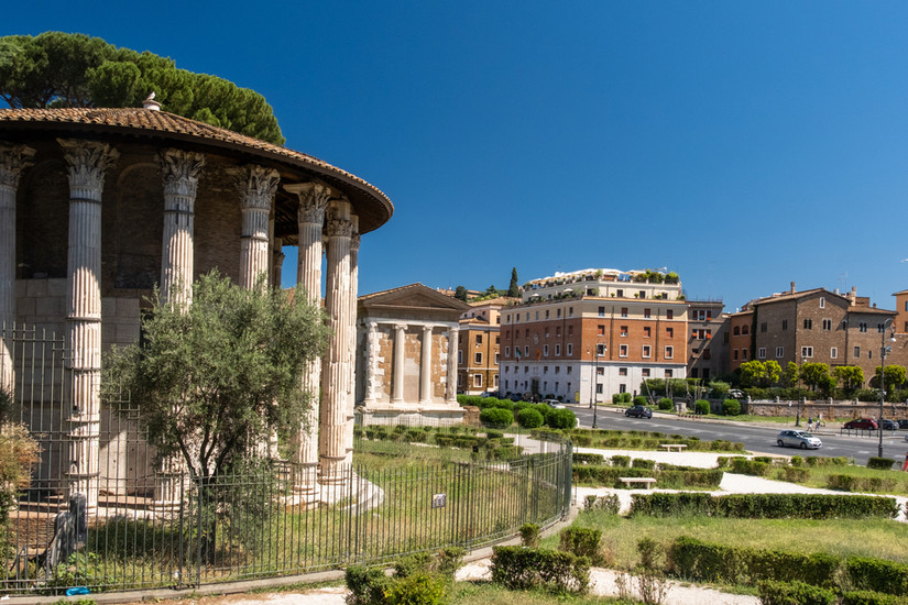Hercules Victor: See The Oldest Standing Building In Rome (& Here's How ...