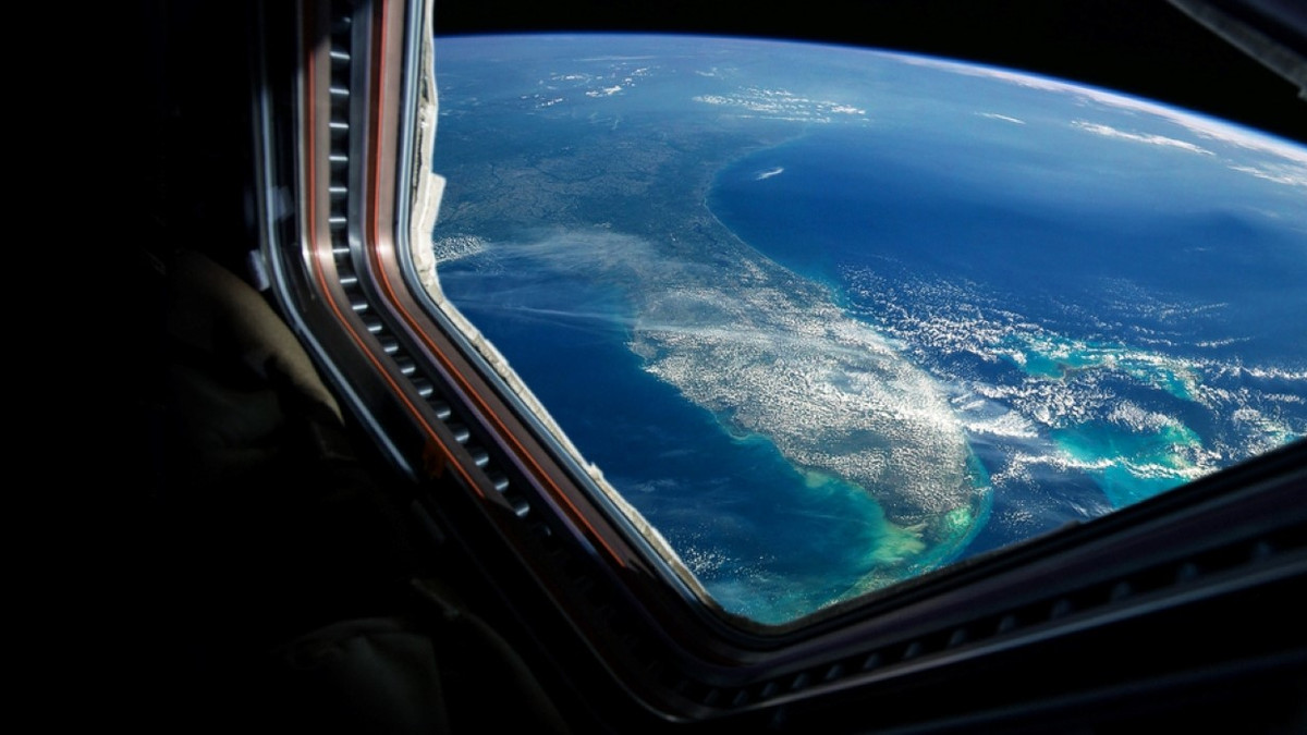 10 Space-Themed Hotels That Will Take You To The Final Frontier ...
