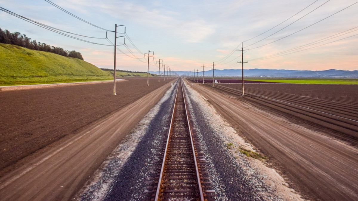 Amtrak Starlight: 10 Things To Know About This Scenic Pacific Coastal Route