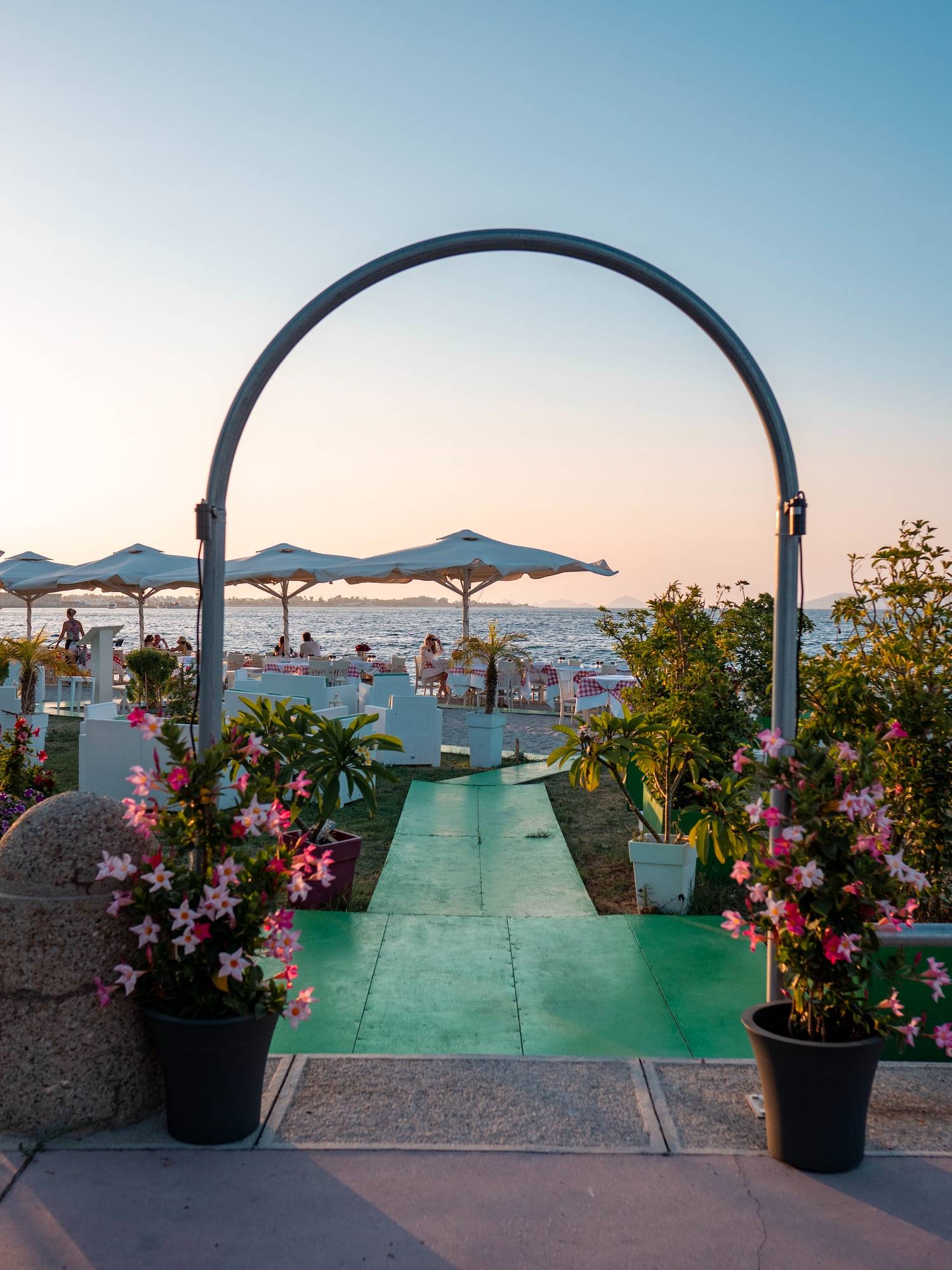 These 18 Stunning Greek Islands Can Be Visited From Turkey
