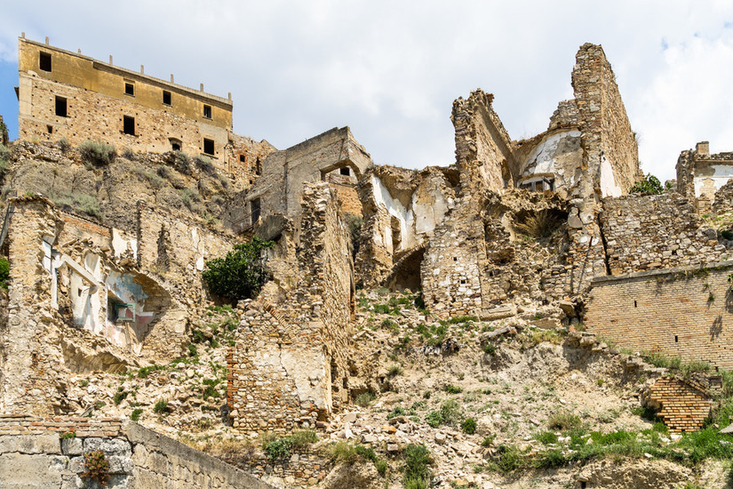 Craco: Why This Italian City Was Abandoned & What It's Like Today