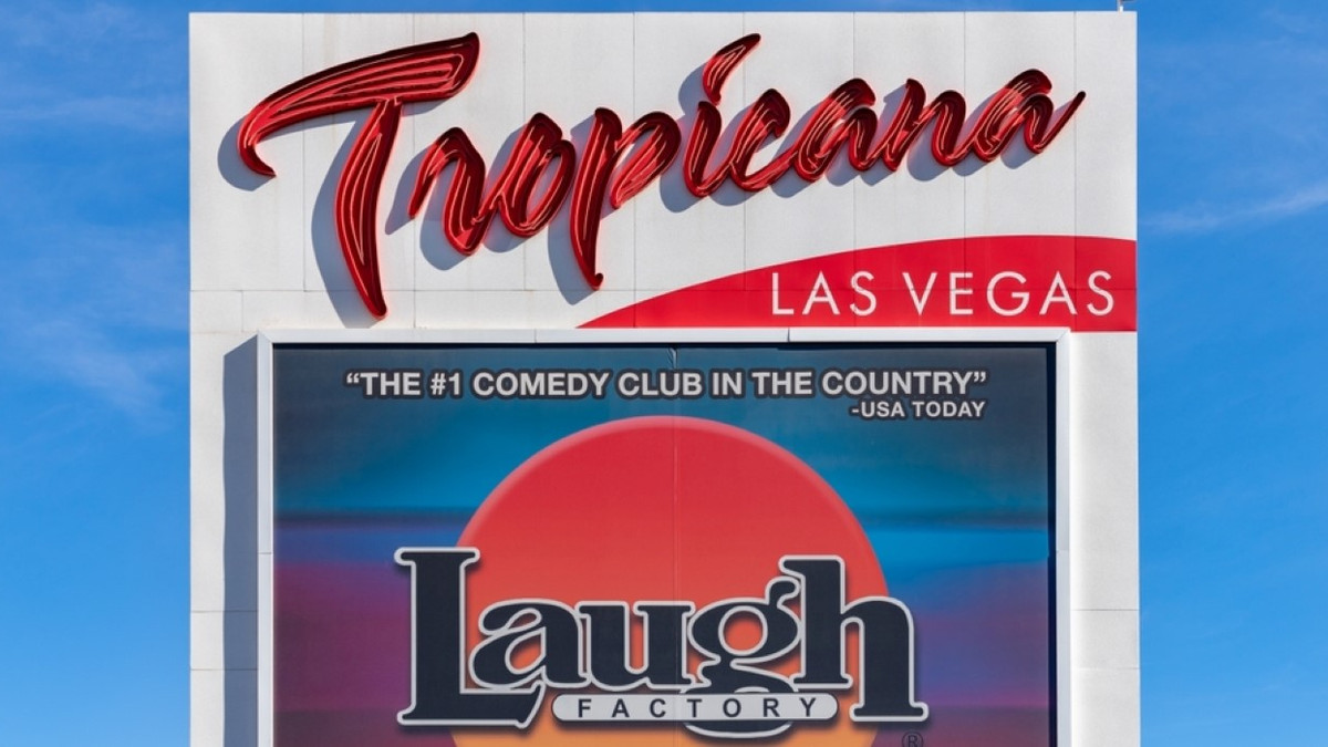 10 Hilarious Comedy Shows In Las Vegas That Guarantee Side-Splitting ...