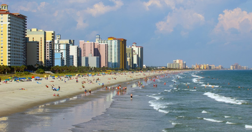 10 Affordable End-Of-Summer Destinations To Visit In August & September