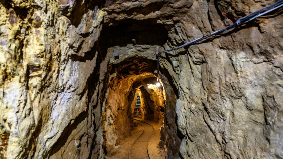 Colorado Mine Tours: What To Know About Venturing Underground