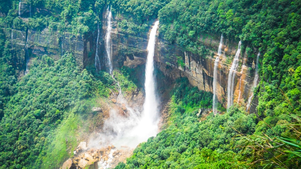 These Are The 10 Most Beautiful Waterfalls In India You Should See