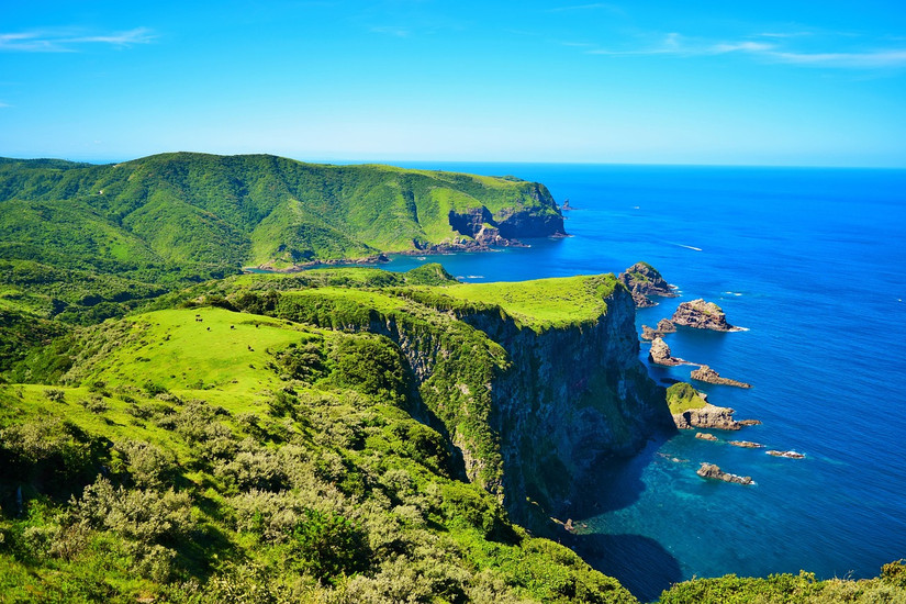 10 Beautiful Japanese Islands You Need To Visit