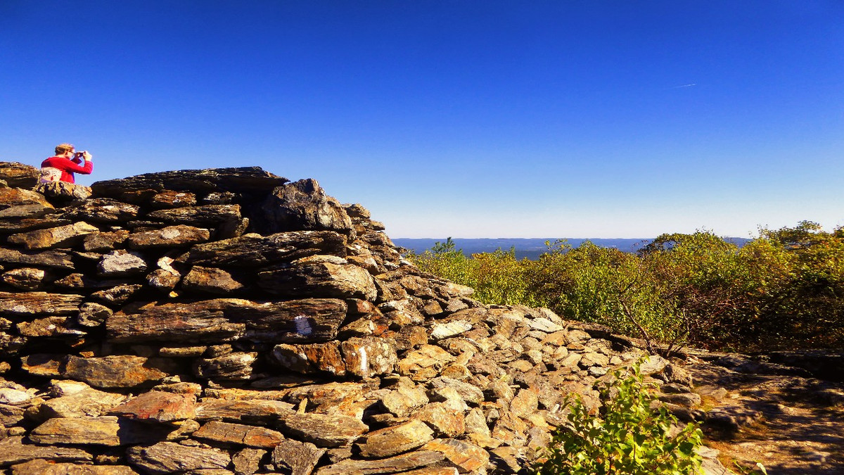 10 Most Beautiful Hikes You Can Do In Connecticut