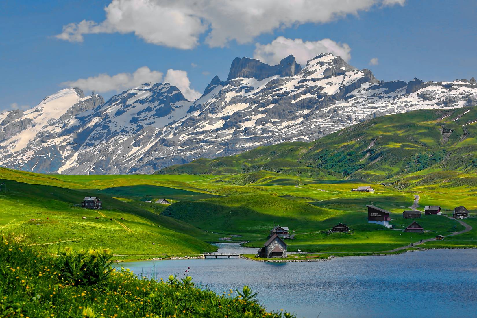 The World's Only "Zero-Star" Hotel Has No Walls—Would You Still Stay?